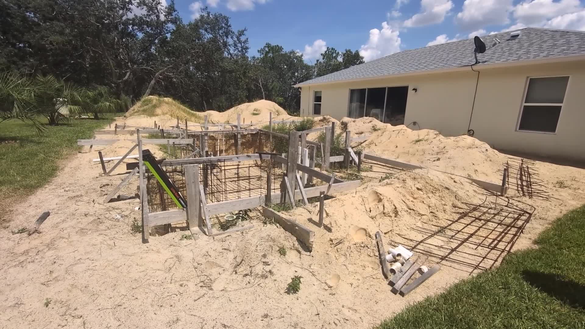 Hernando pools company customers tired of waiting for answers – WFLA