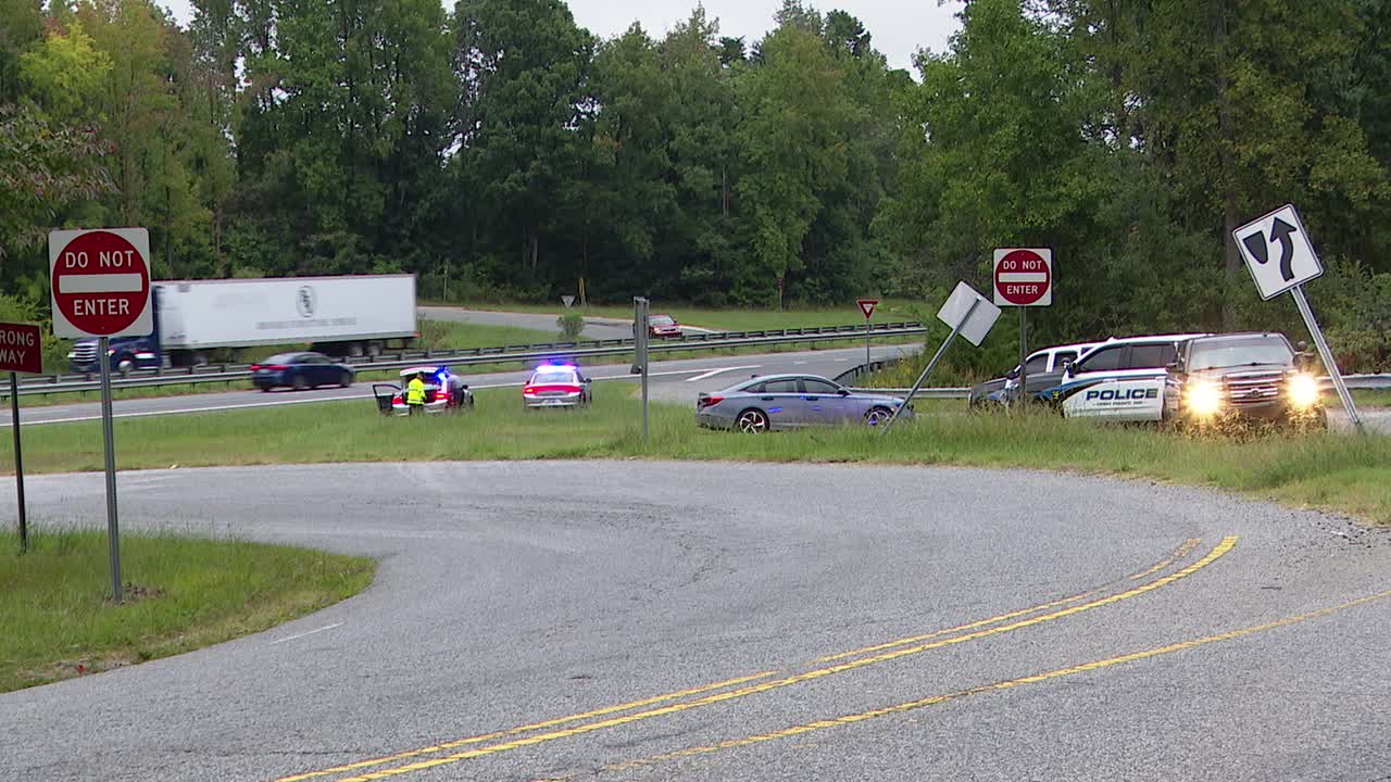 Carjacking suspect on the loose after high-speed chase on Business 85 ...