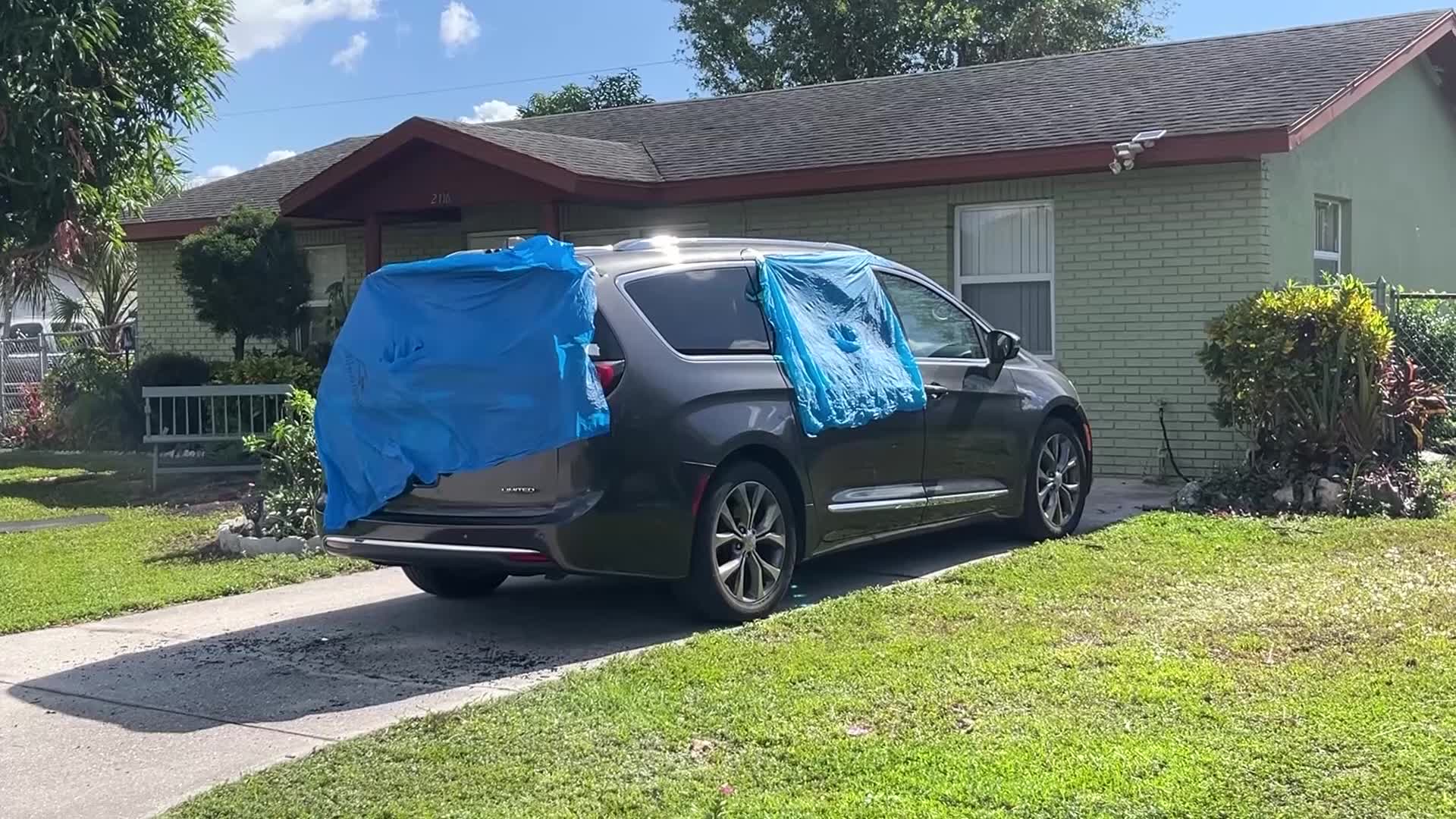 Bradenton woman shot, killed on her way home from grocery store – WFLA